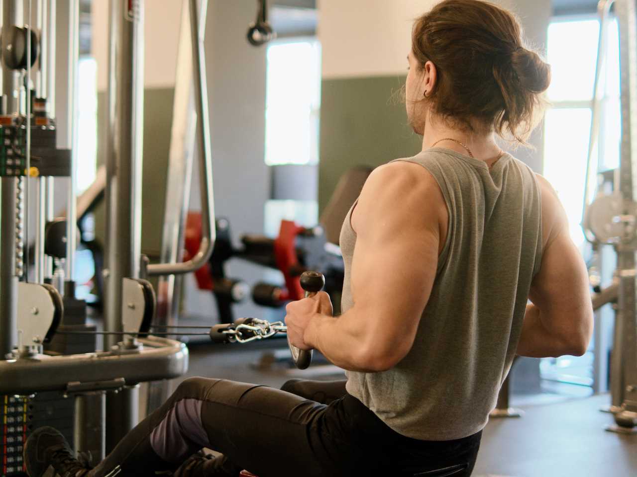 Bentuk Otot dengan Cara Bulking, ini Cara Lakukan yang Benar | GOODLIFE